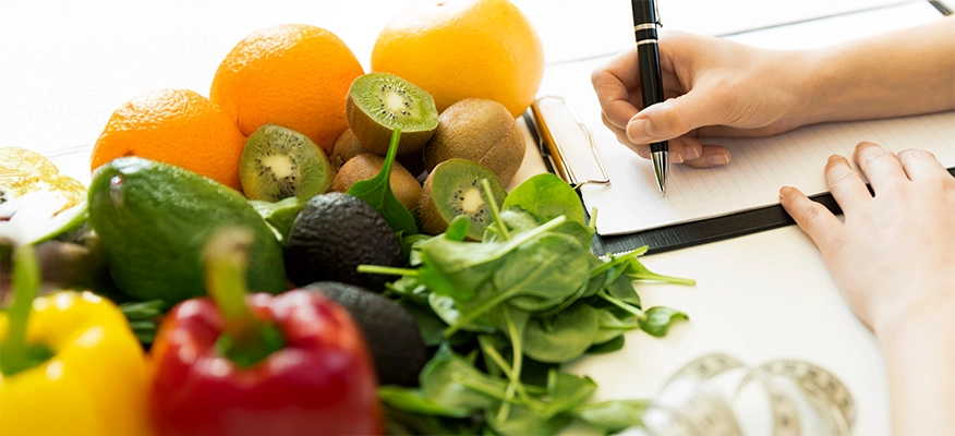 Integrating Lifestyle Adjustments and Medication For Optimal Diabetes ...